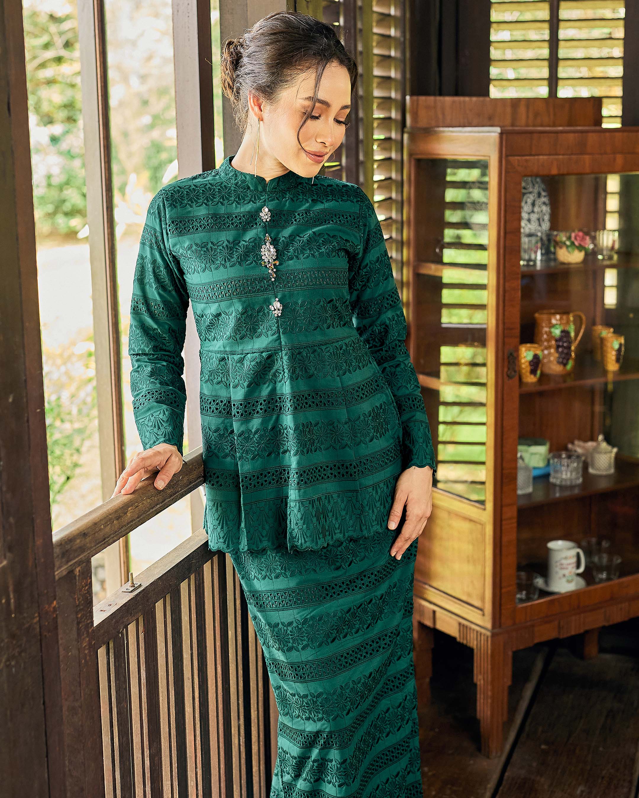 Deenara | Your Favourite Ready-to-Wear Kurung | Kurung Embroidery ...